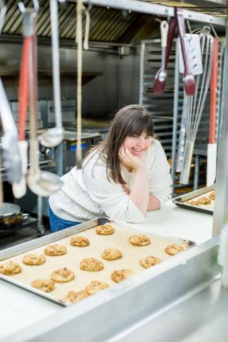 Collettey’s Amazing Cookies | IFW